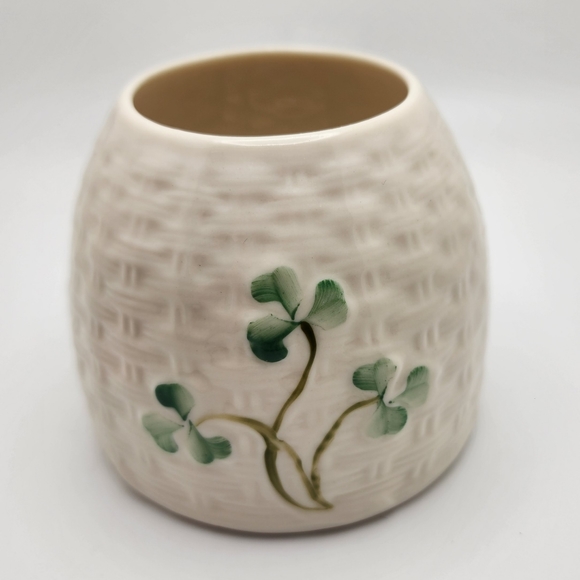 Belleek | Other | Belleek Shamrock Basketweave Beehive Honey Pot Fine ...